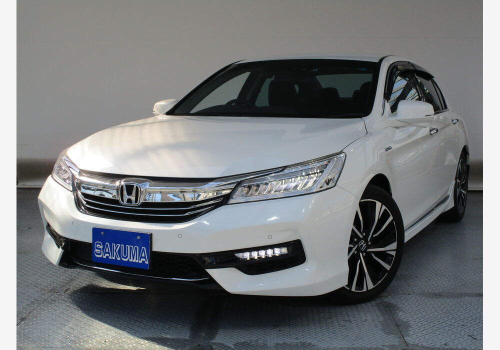 H28 アコードHV2.0 EX | 中古車情報 | 市川で中古車のことなら株式会社サクマオート