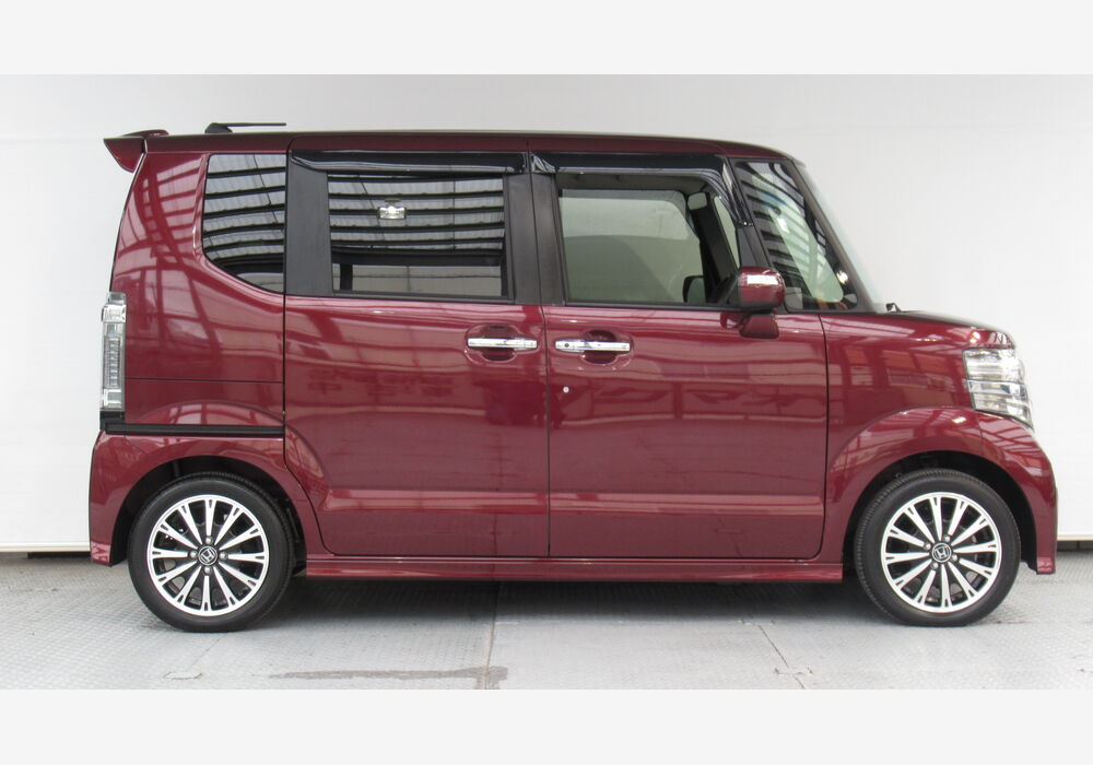 H28 N-BOXカスタム660 GターボSSパッケージ | 中古車情報 | 市川で中古車のことなら株式会社サクマオート