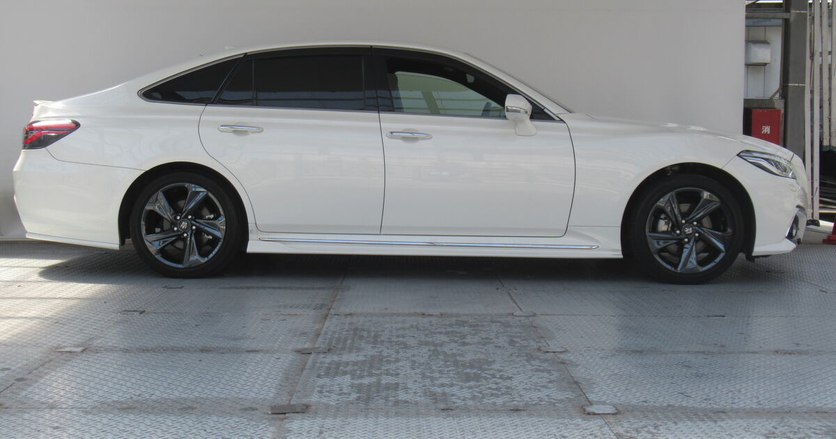 R2 クラウンHV2.5 RS | 中古車情報 | 市川で中古車のことなら株式会社サクマオート