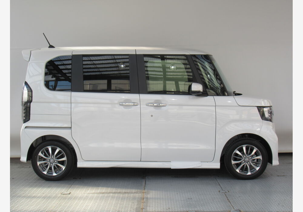 R5 N-BOX0.66 カスタムL | 中古車情報 | 市川で中古車のことなら株式会社サクマオート