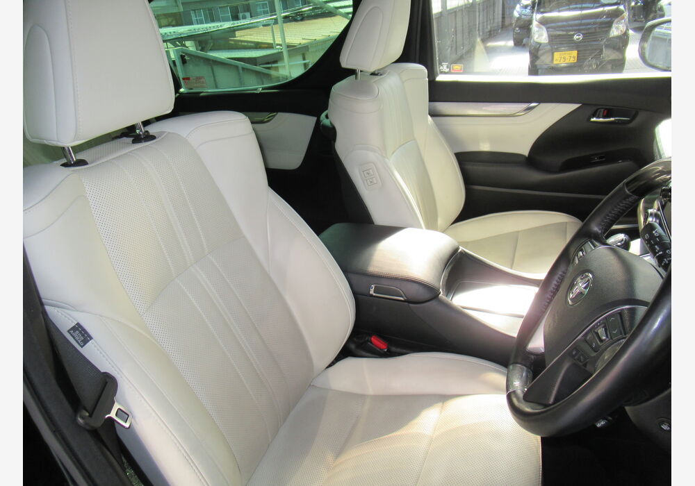 H31 アルファードHV2.5 エグゼクティブラウンジ | 中古車情報 | 市川で中古車のことなら株式会社サクマオート