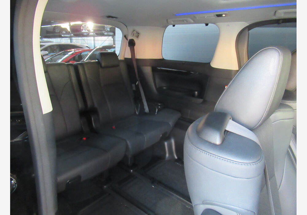 R3 アルファードHV2.5 SR | 中古車情報 | 市川で中古車のことなら株式会社サクマオート